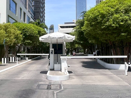 ที่จอดรถ ถนนวิทยุ 140 Wireless Building ใจกลางลุมพินี - Loco24Park